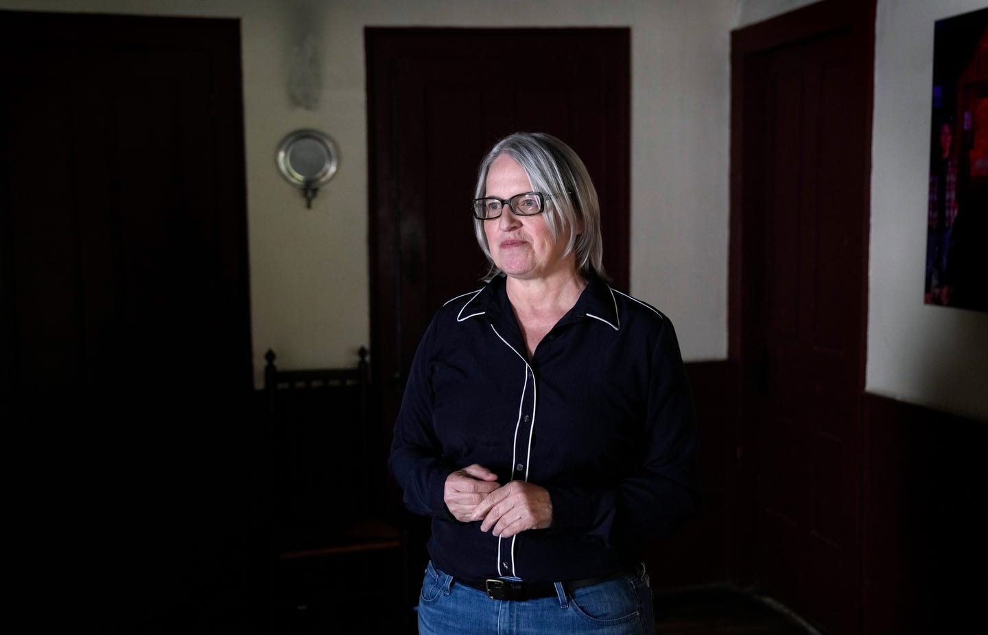 Jacqueline Nuñez signed deed selling Conjuring House to Jason Hawes