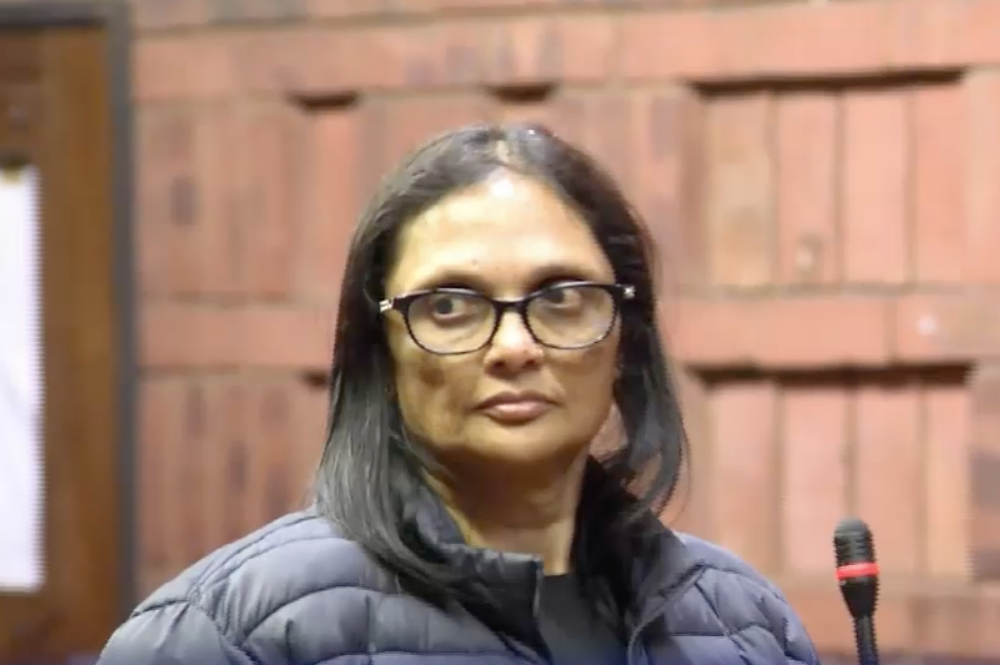 Alleged holiday swindler granted bail