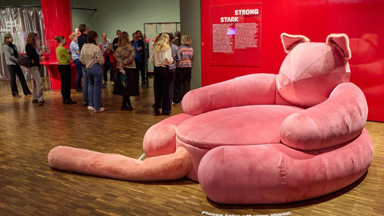 Katzen, Dinos, Wikinger, Superhelden: Tolle Ausstellungen in den ...