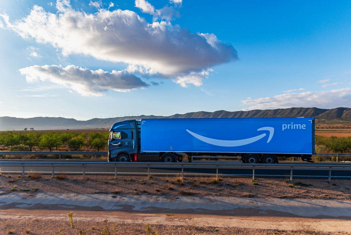 Amazon’s 'extremely warm' and 'cozy' $29 sherpa button-down jacket is ...