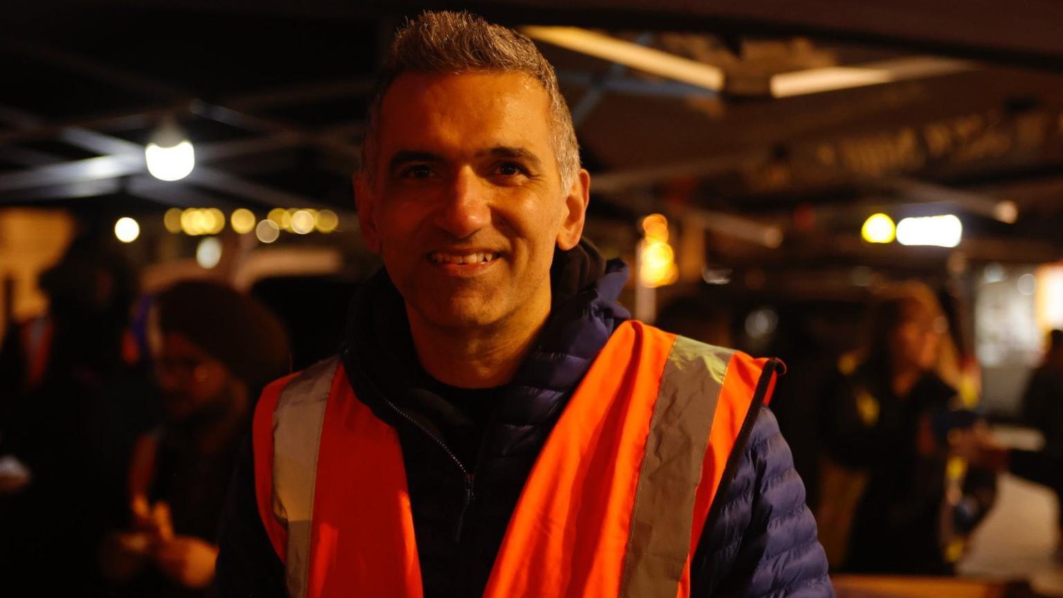 Soup kitchen serves 120 meals in 16 minutes