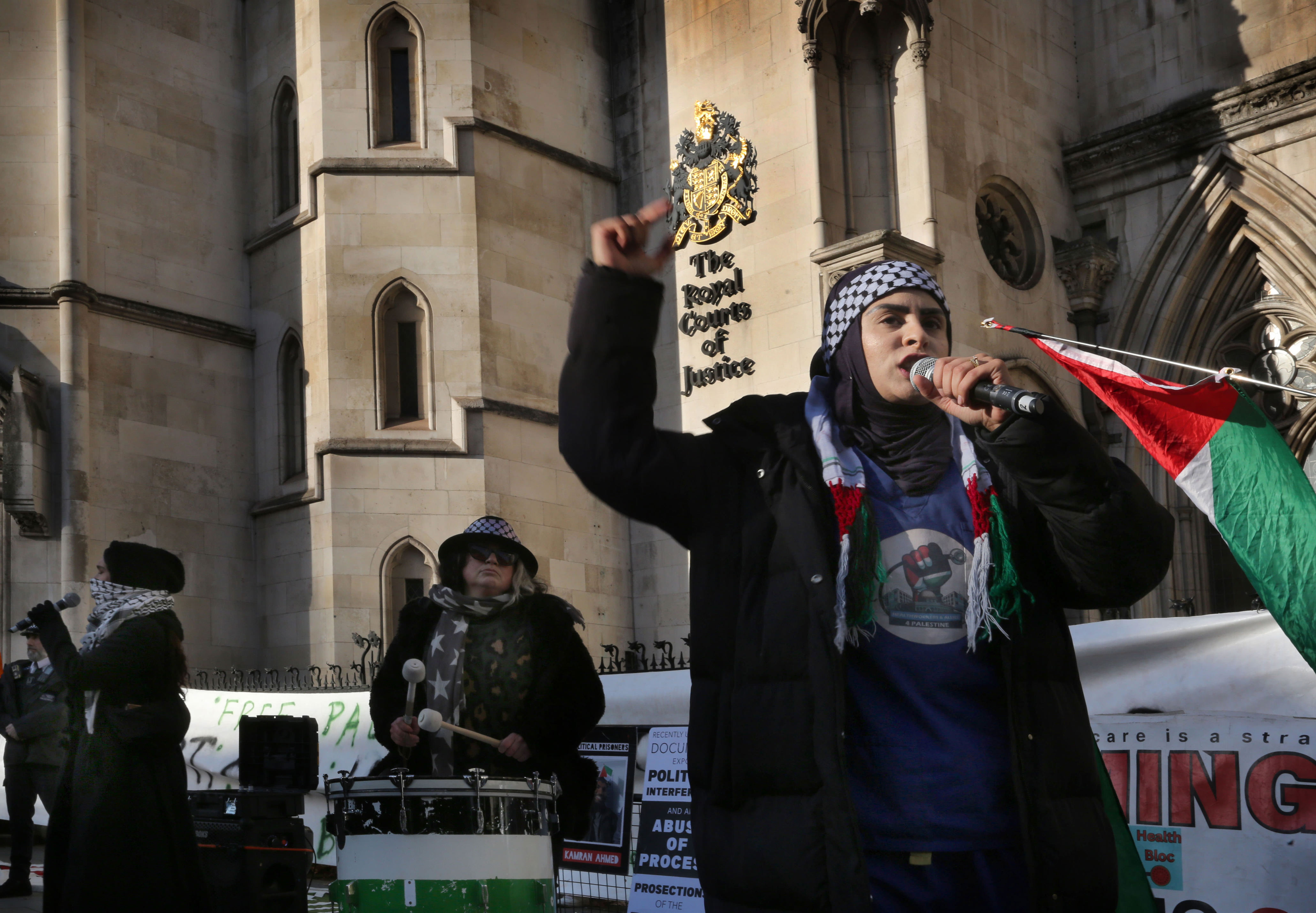 Immediate action: Four arrested in London for Globalize the Intifada ...
