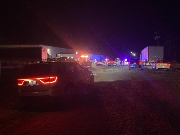 3 shot, 1 airlifted in shooting at Home and Appliance King in Lexington