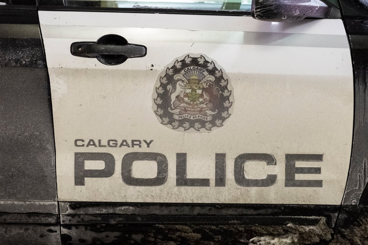 Teens charged in 2 Facebook Marketplace robberies in Calgary, police say