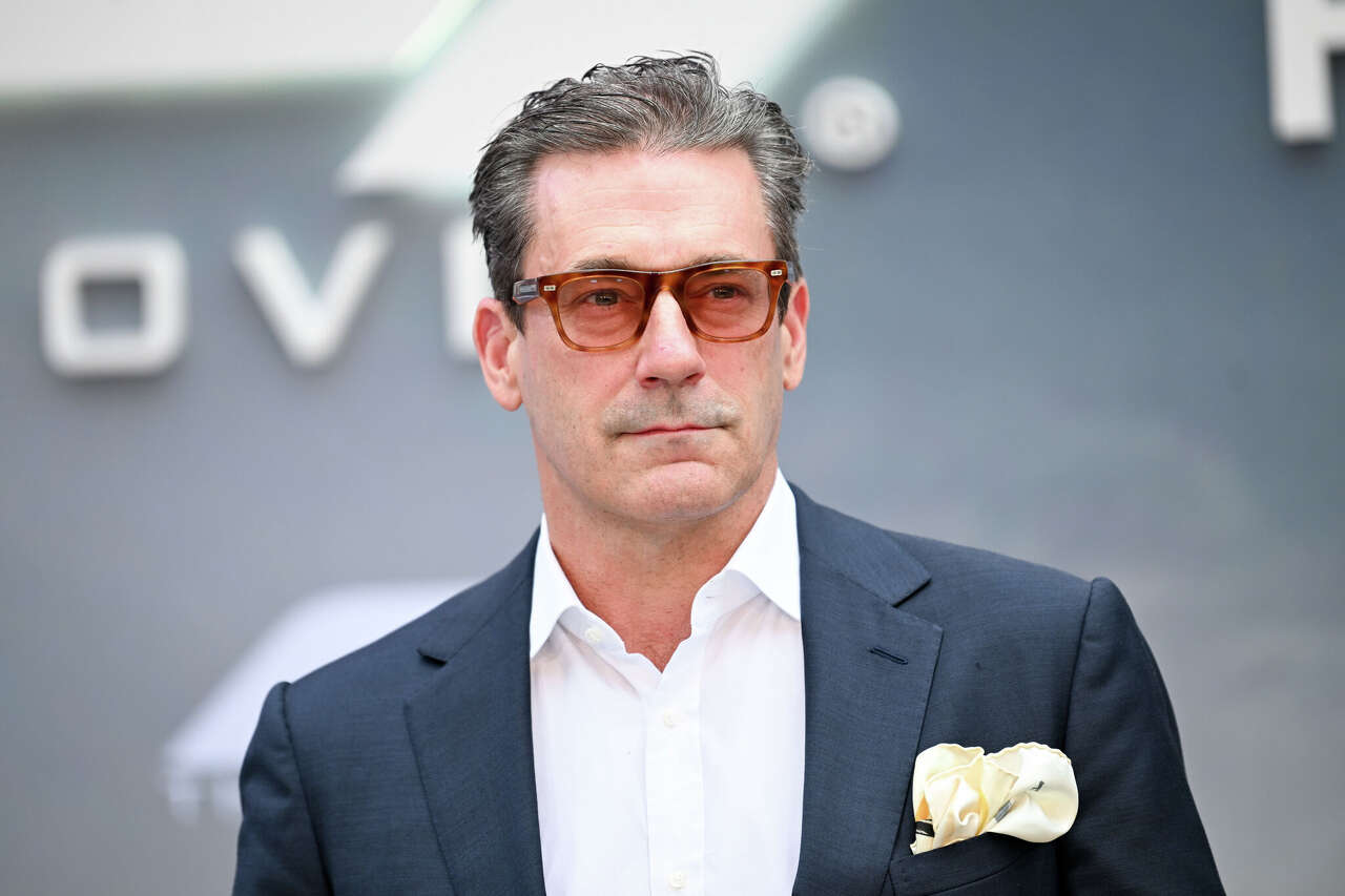 Texans channel Hollywood heartthrob Jon Hamm in latest Buc-ee's meme
