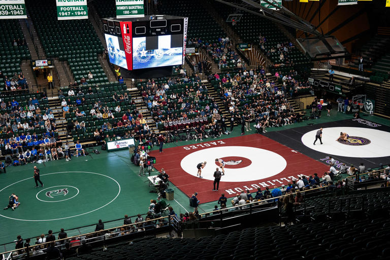 First 'Moby Mat Madness' at CSU a hit for high school wrestling