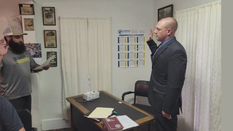 Tamir Rice's mother outraged after ex-Cleveland police officer who shot ...