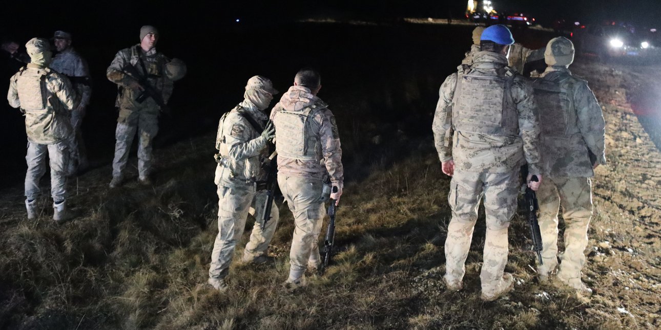 Συντριβή Falcon 50 στην Τουρκία: Ένα χωριό γλίτωσε από την καταστροφή ...