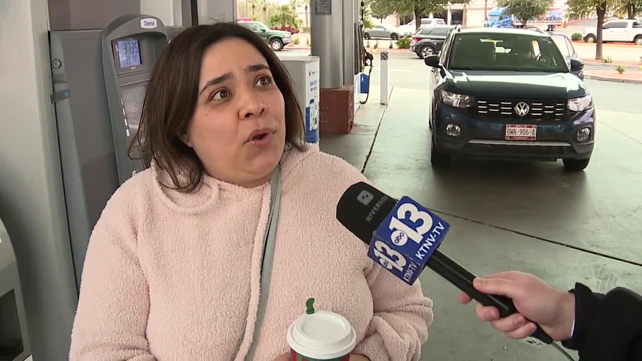 Wet weather slightly impacts Christmas Eve travel, doesn't deter long ...