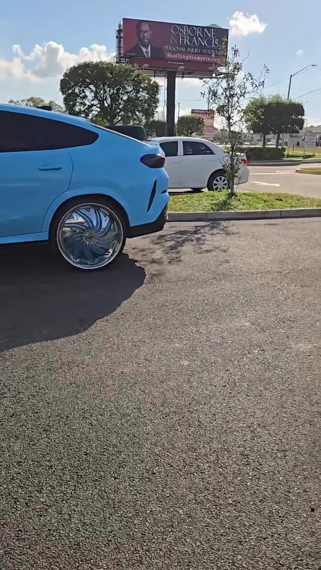 2023 BMW X6 on 26” DUB floaters