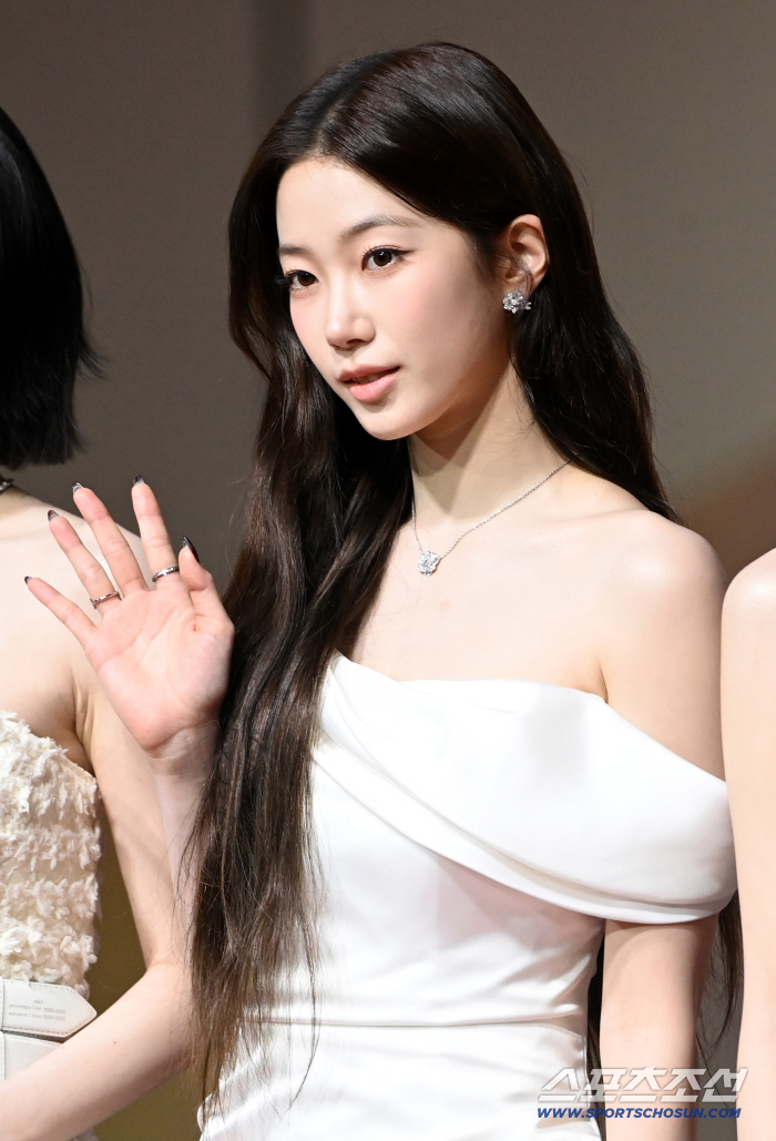 Kazuha, pure white and innocent