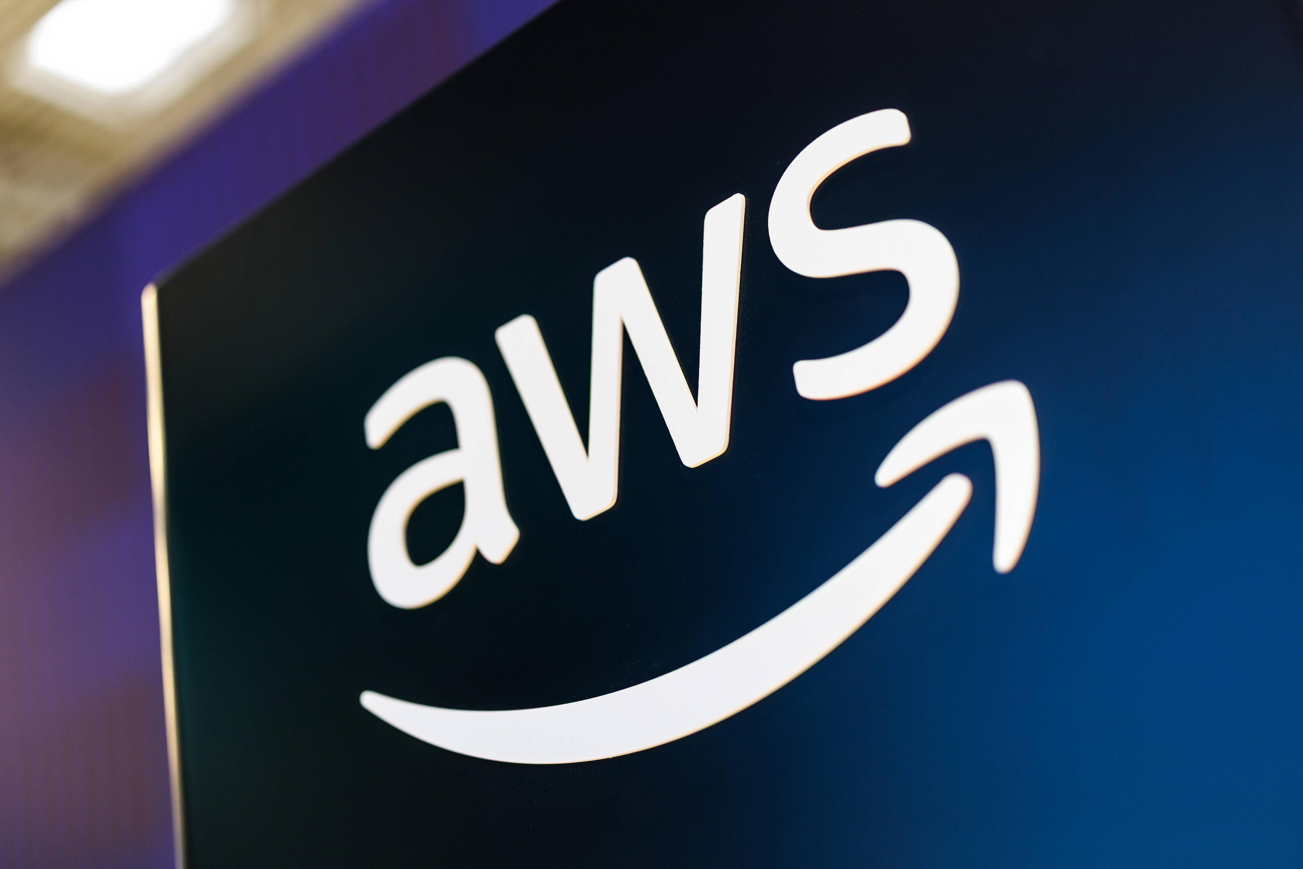 Is ARC Raiders down? Amazon Web servers crash on Christmas Eve explained