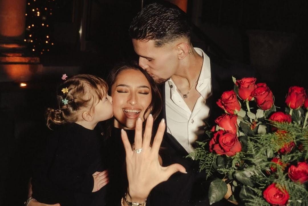 Anaknya lamar Jennifer Coppen, reaksi ibu Justin Hubner curi perhatian