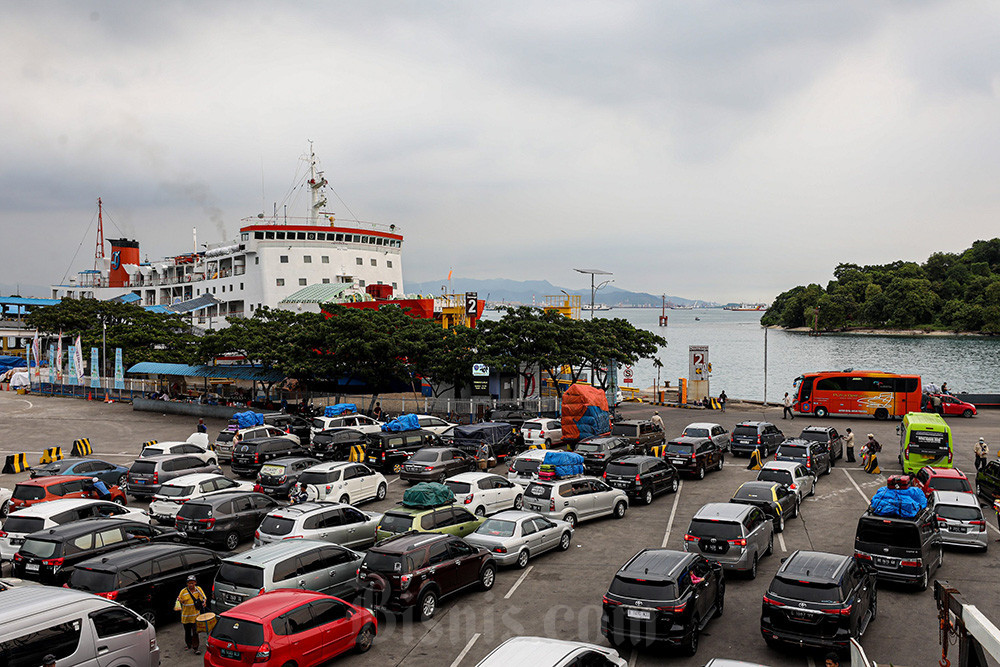 Pastikan kelancaran arus saat Nataru, penyeberangan ke Sumatra dibagi ...