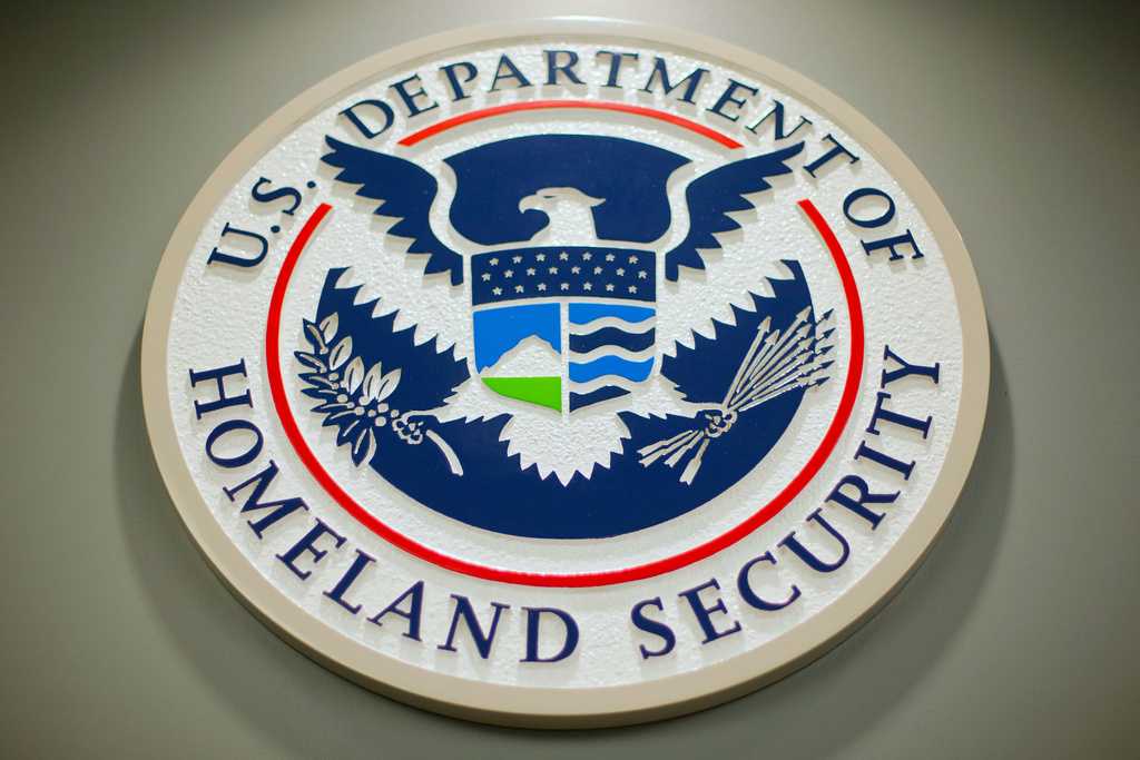 Trump administration moves to overhaul how H-1B visas are granted ...
