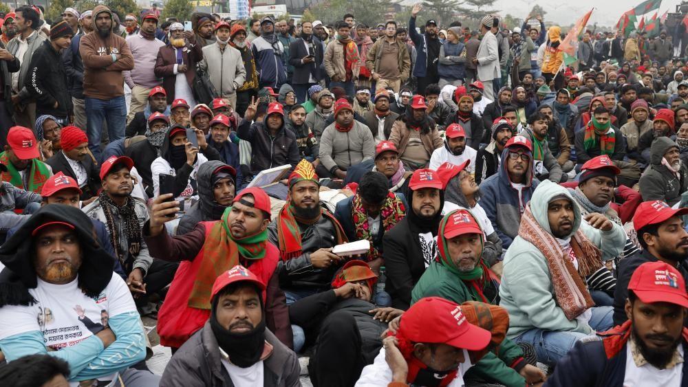 Front-runner to be Bangladesh PM returns after 17 years in exile