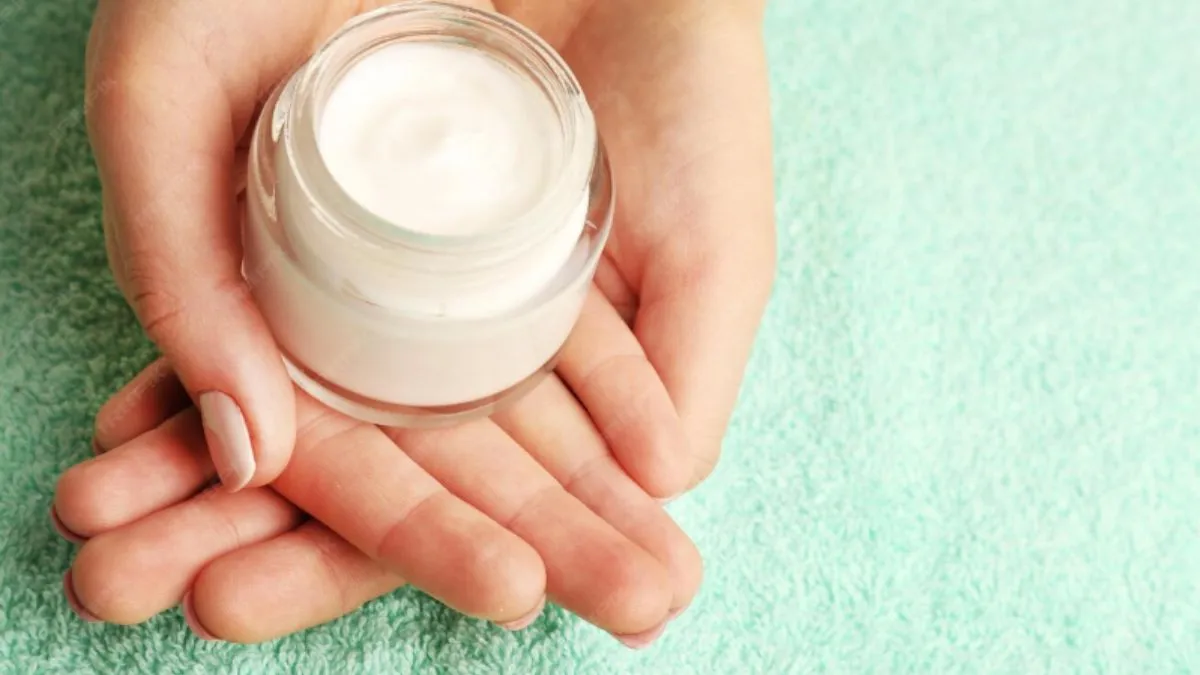 5 best lightweight moisturizers for oily and dry skin in winter