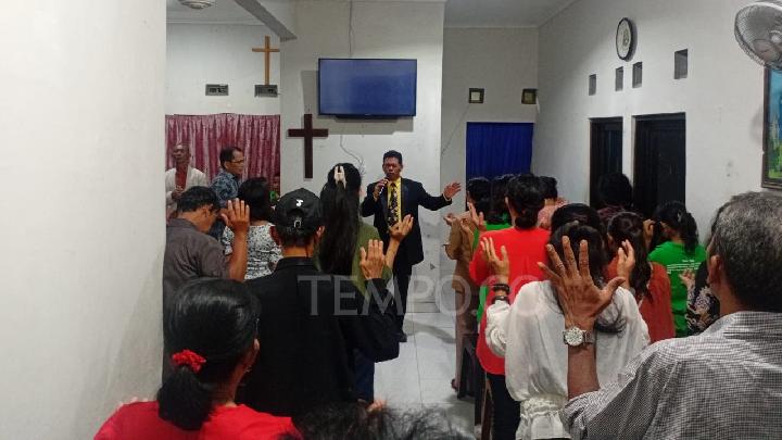 Jemaat GBT Leyangan Semarang rayakan Natal di kontrakan