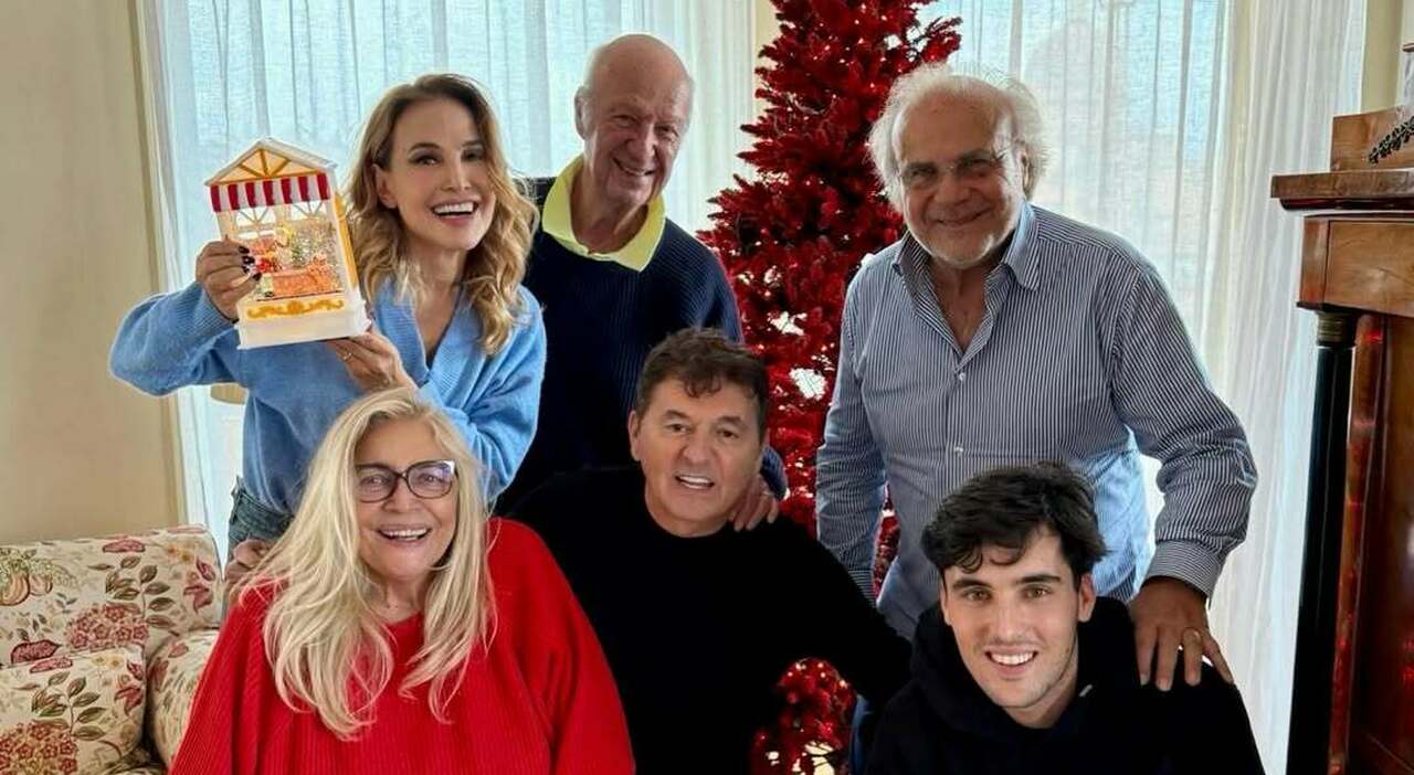 Barbara D'Urso festeggia il Natale a casa di Mara Venier: «Come al ...