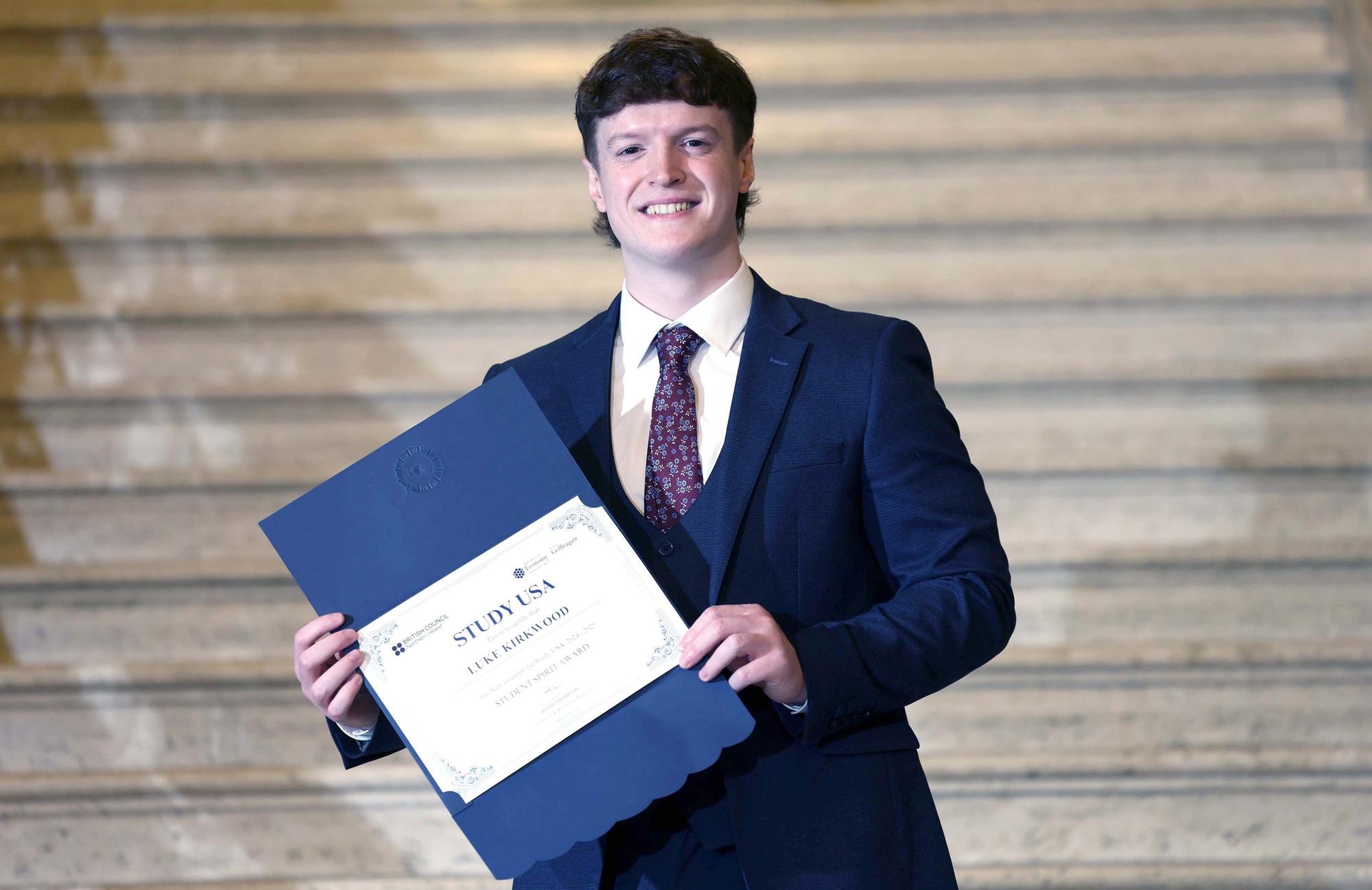 Further education students encouraged to apply for US scholarship programme