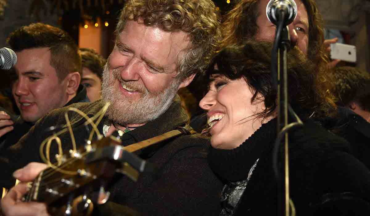 Music stars delight crowds gathered in Dublin city centre for annual ...