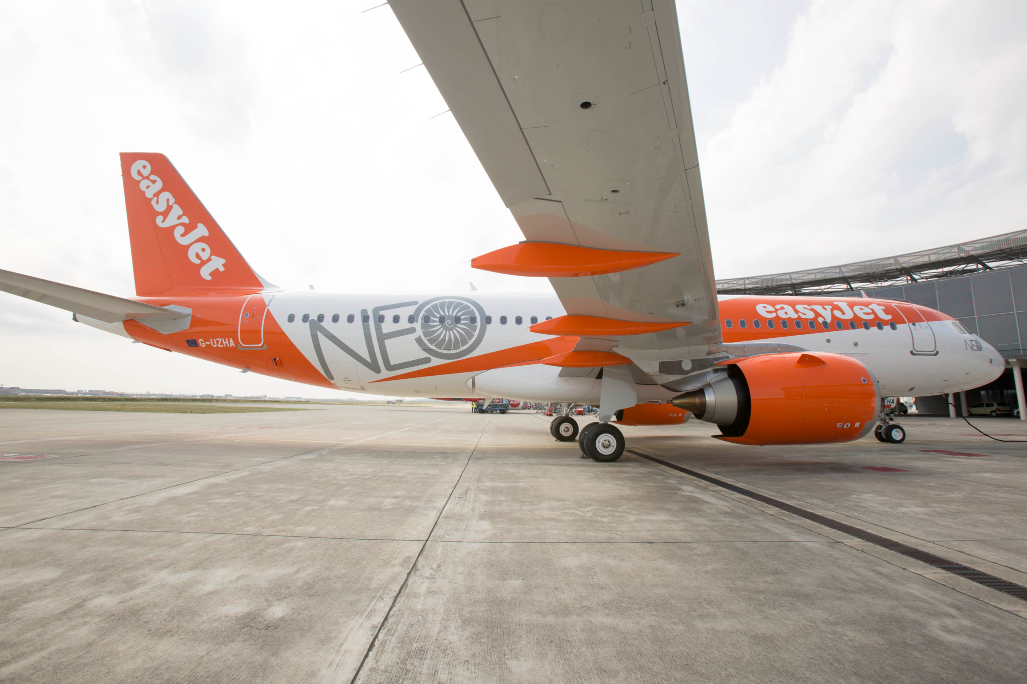 F-16-Kampfjets starteten zu nahe an einem Easyjet-Flugzeug aus Genf
