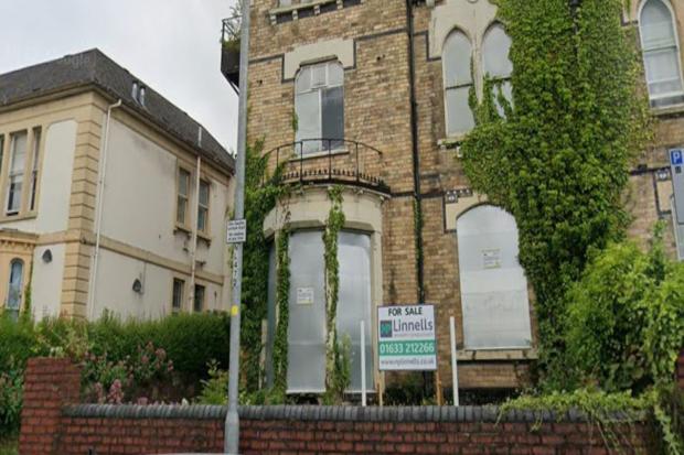 Offices near hospital could become flats for health workers