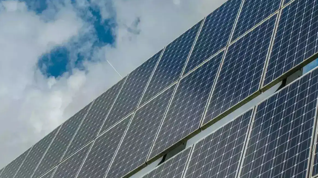 Tamil Nadu achieves new milestone in solar power generation and grid ...