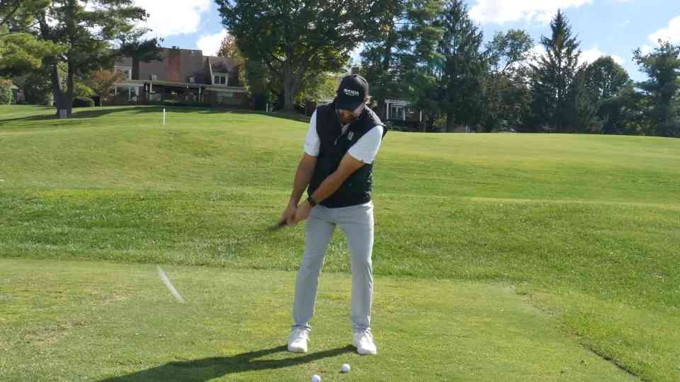 How to hit pure iron shots without forcing the swing through