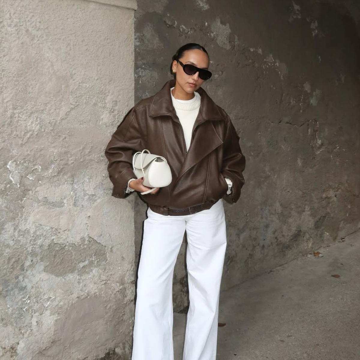 French girl leather jacket and jeans outfits that will always be timeless