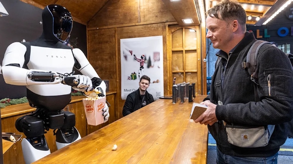 Tesla zeigt Roboter Optimus in Berlin