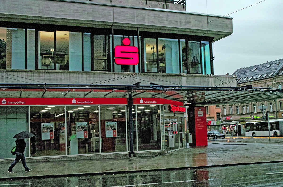 Sparkasse verkündete es selbst – Kunden sollten es bei jeder ...