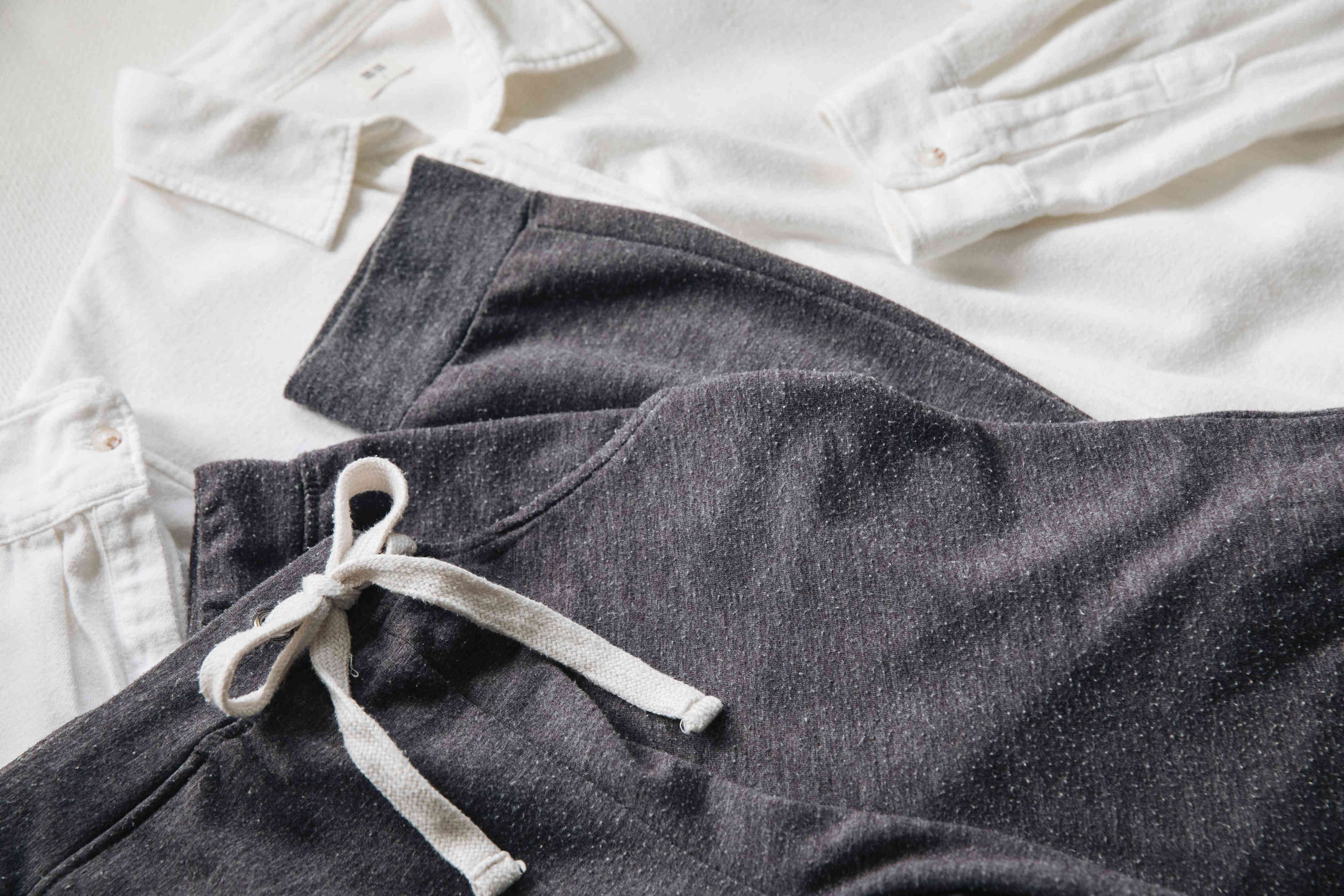How to get rid of pilling on your clothes—plus 3 hacks to keep it from ...