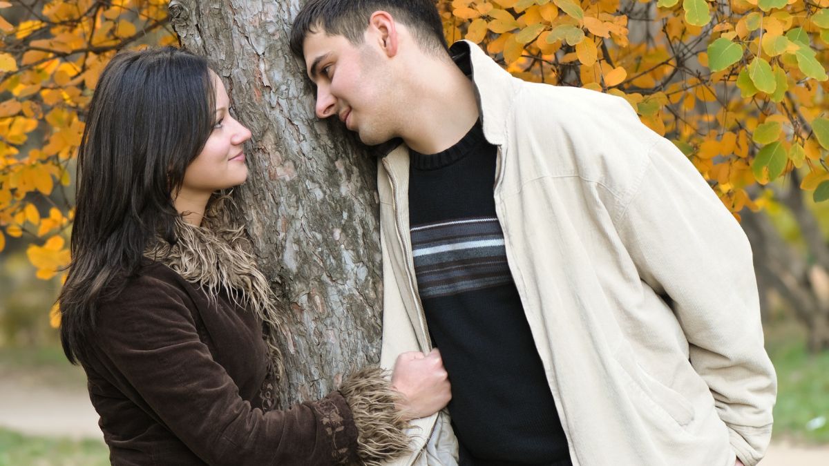 3 zodiac signs that keep falling for the wrong person