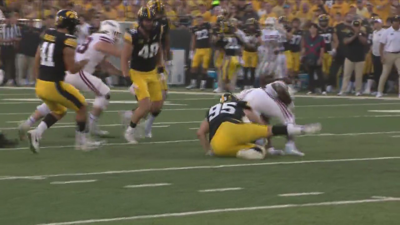 Senior Hawkeyes talk about playing in their last game with Iowa