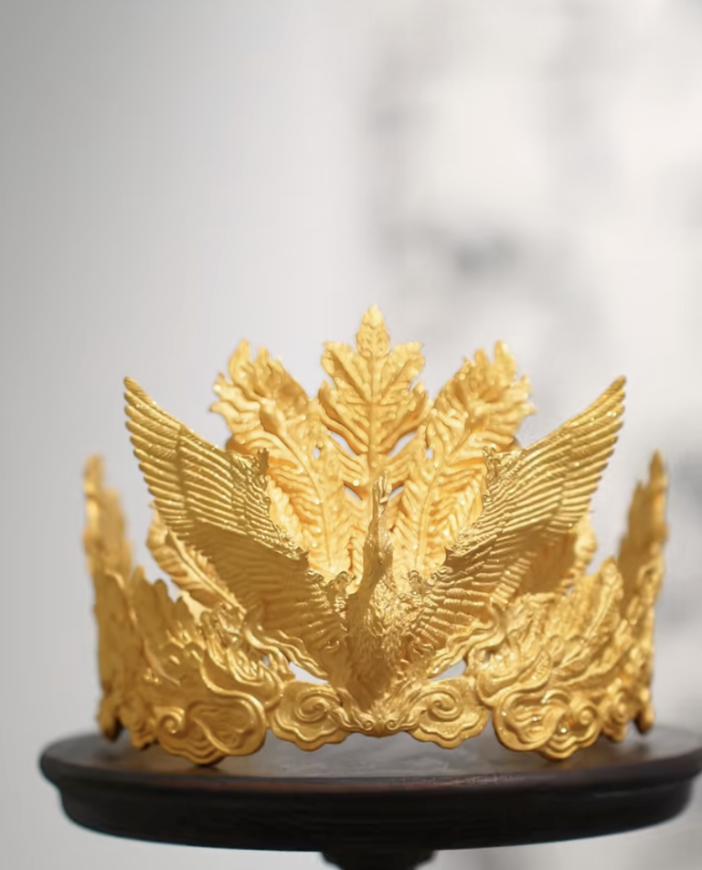 Owner seeks compensation advice after Chinese boy damages 2kg gold ...