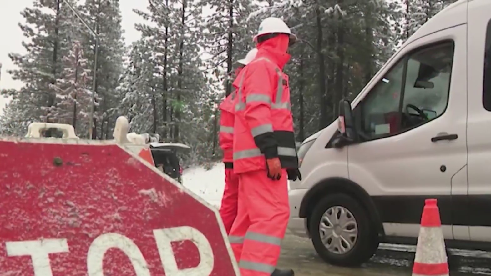 Snowy weather impacts travelers in the Sierra