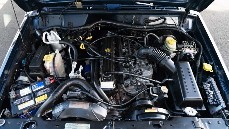 This unassuming, AWD six-cylinder SUV from America could outrun a Golf ...