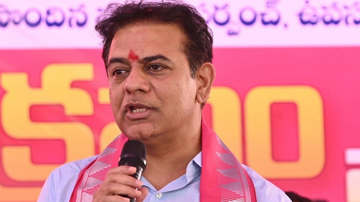 Unable to respond to KCR’s queries; CM indulging in vulgar rhetoric: KTR