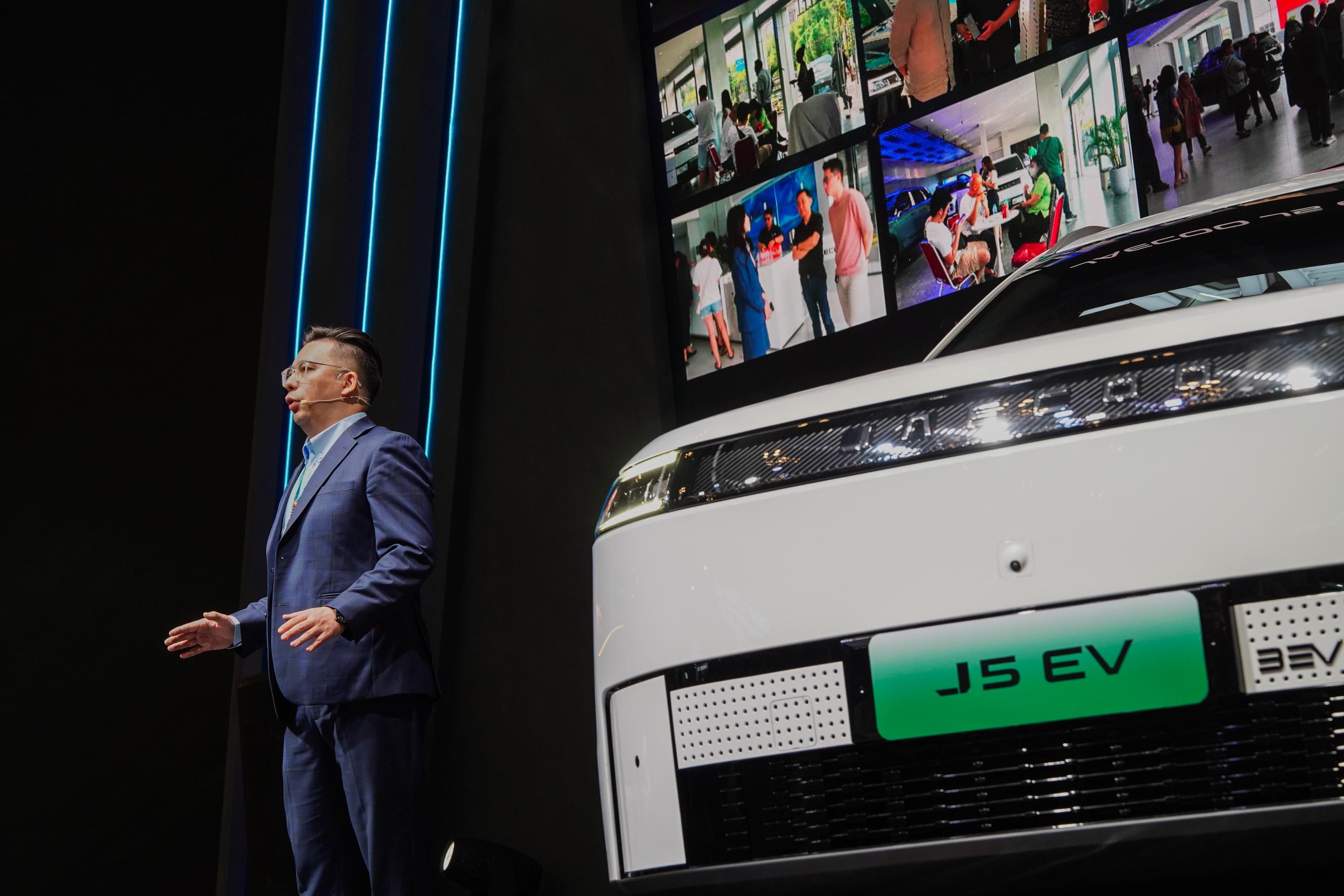 SPK J5 EV Indonesia Capai 10 Ribu Unit, Ini Pernyataan Bos Jaecoo