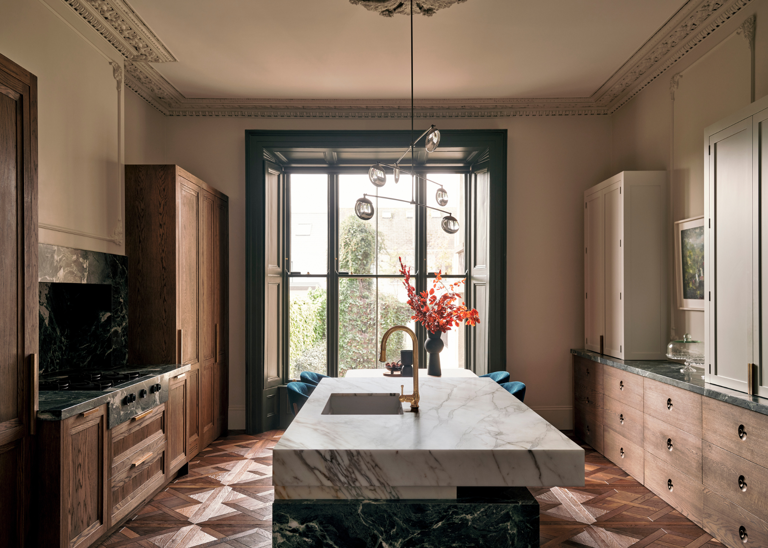 Modern design meets Victorian architecture in this Dublin kitchen