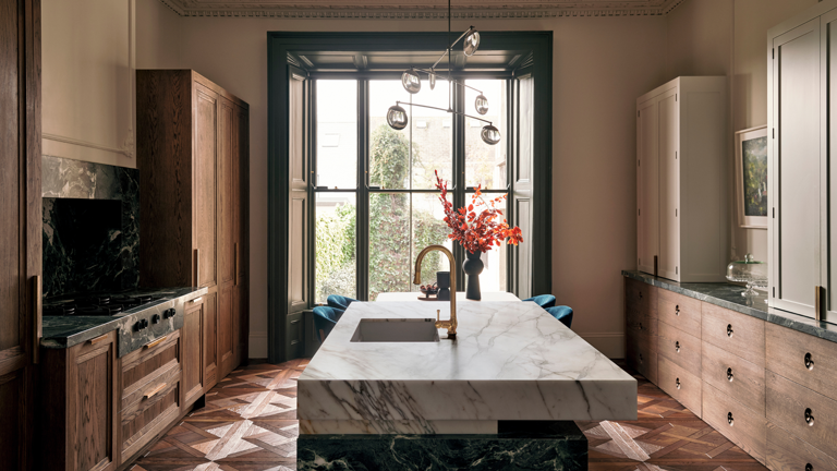 Modern design meets Victorian architecture in this Dublin kitchen