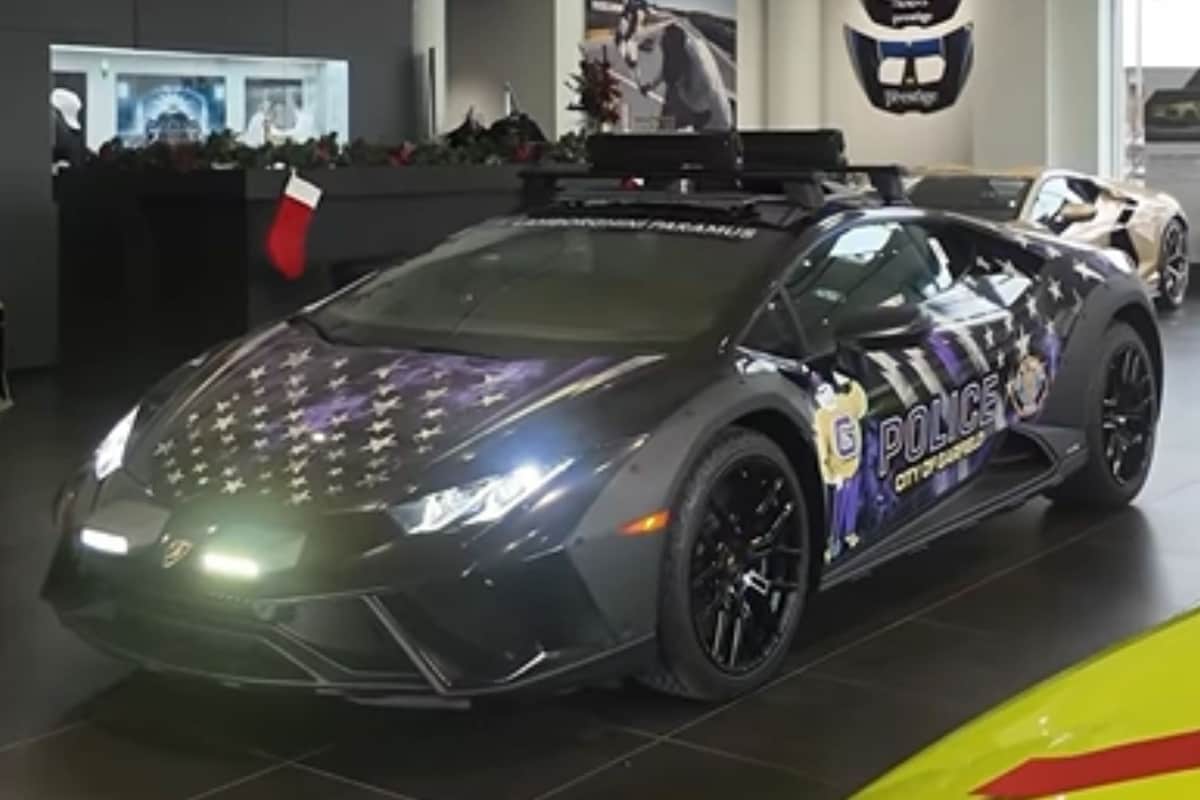 Lamborghini Huracan Sterrato joins police fleet – but not in Dubai