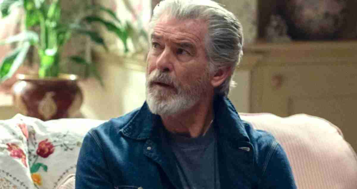 Pierce Brosnan loses his patience and refuses to answer a question ...