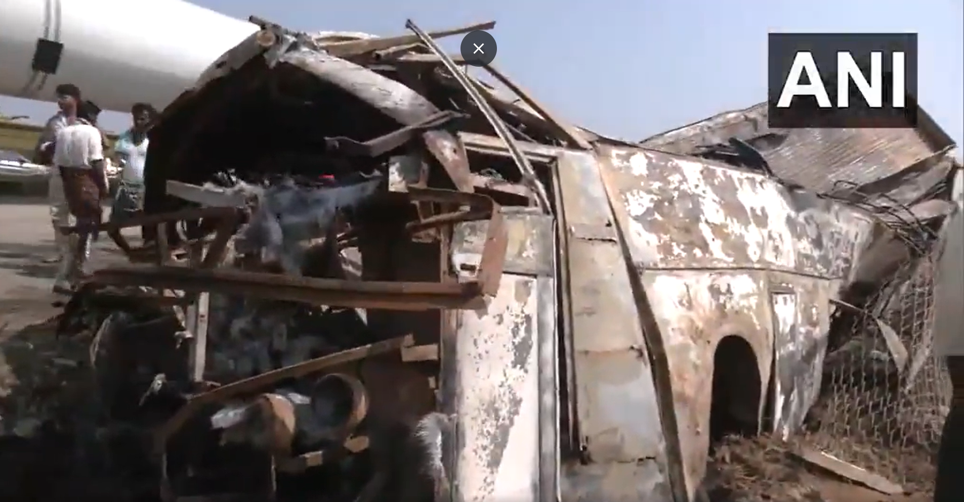 Karnataka Chitradurga bus accident: Fuel tanker jumped divider and hit ...