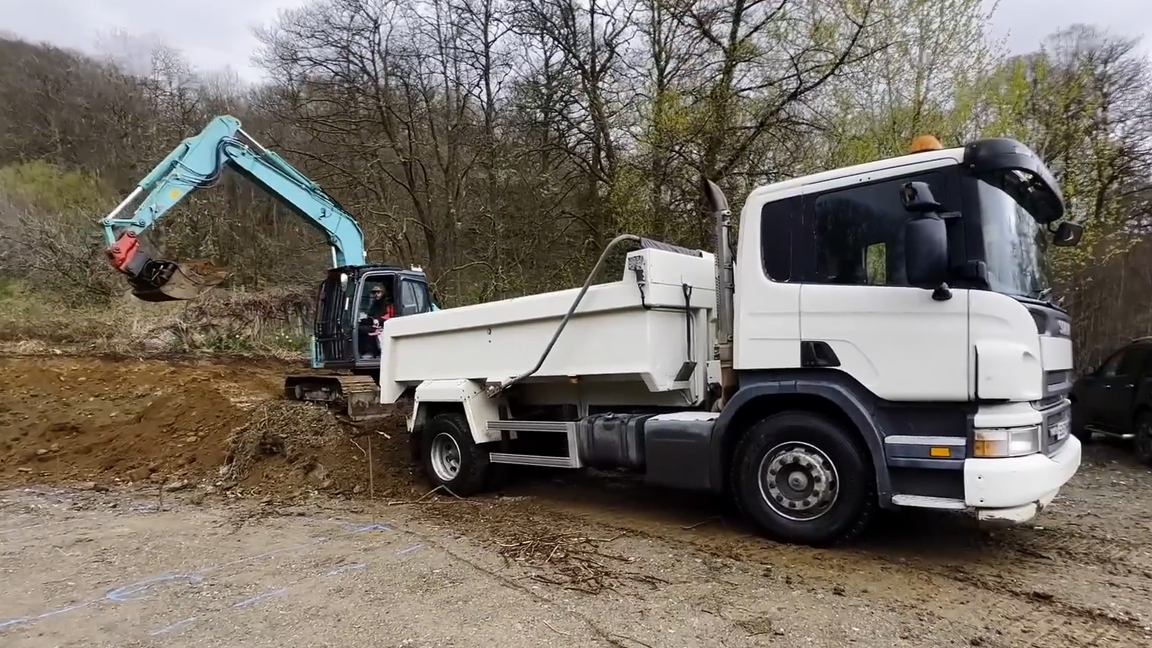 Tidy up the field and fix roads with our tipper