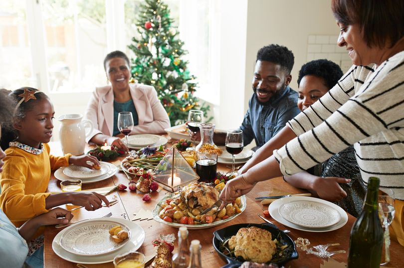 Dementia experts warn Christmas dinner could bring up key sign of syndrome