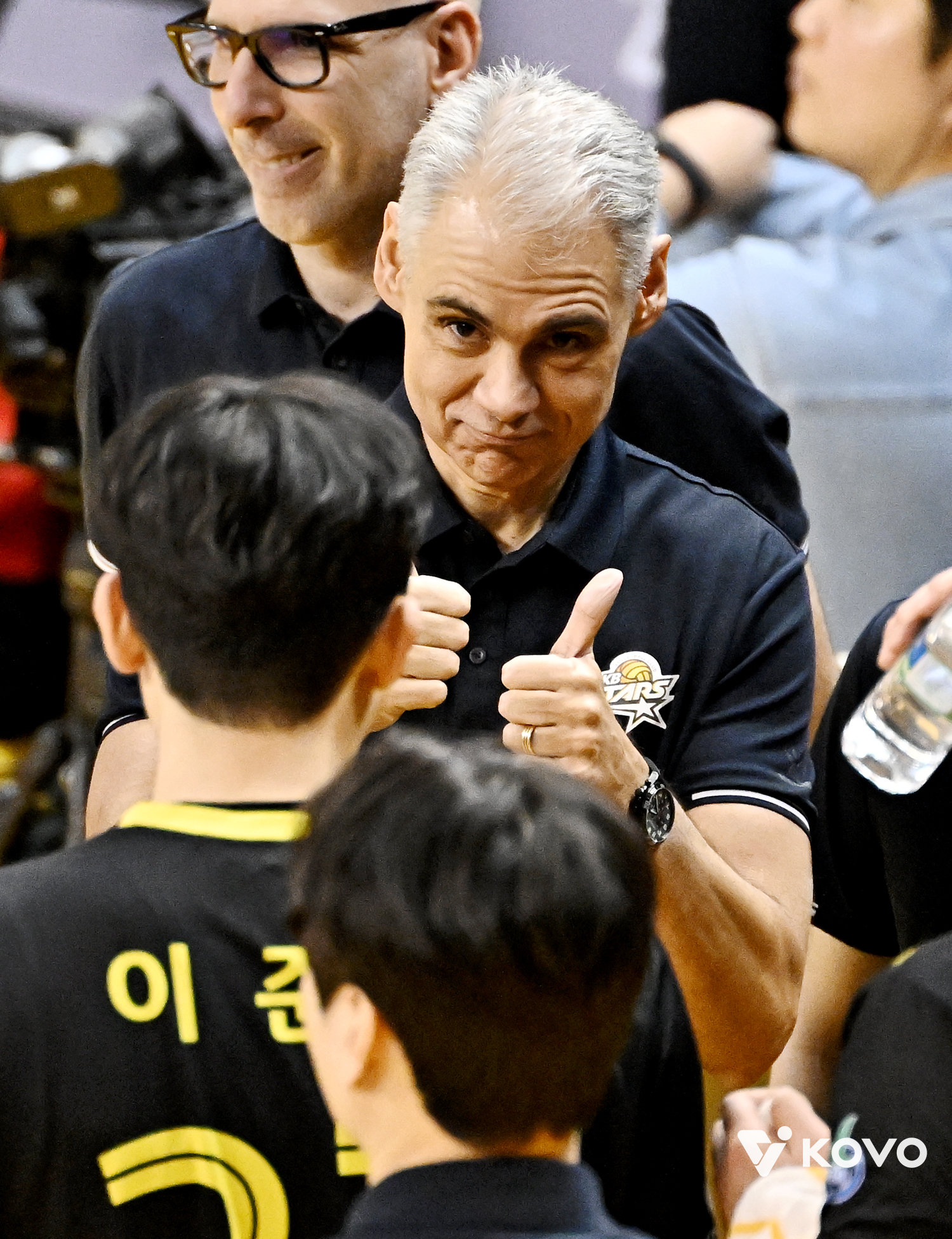 [SD 의정부 인터뷰] 선두 제압한 KB손해보험, 카르발류 감독의 미소 “배구는 '원팀'으로 하는 것”