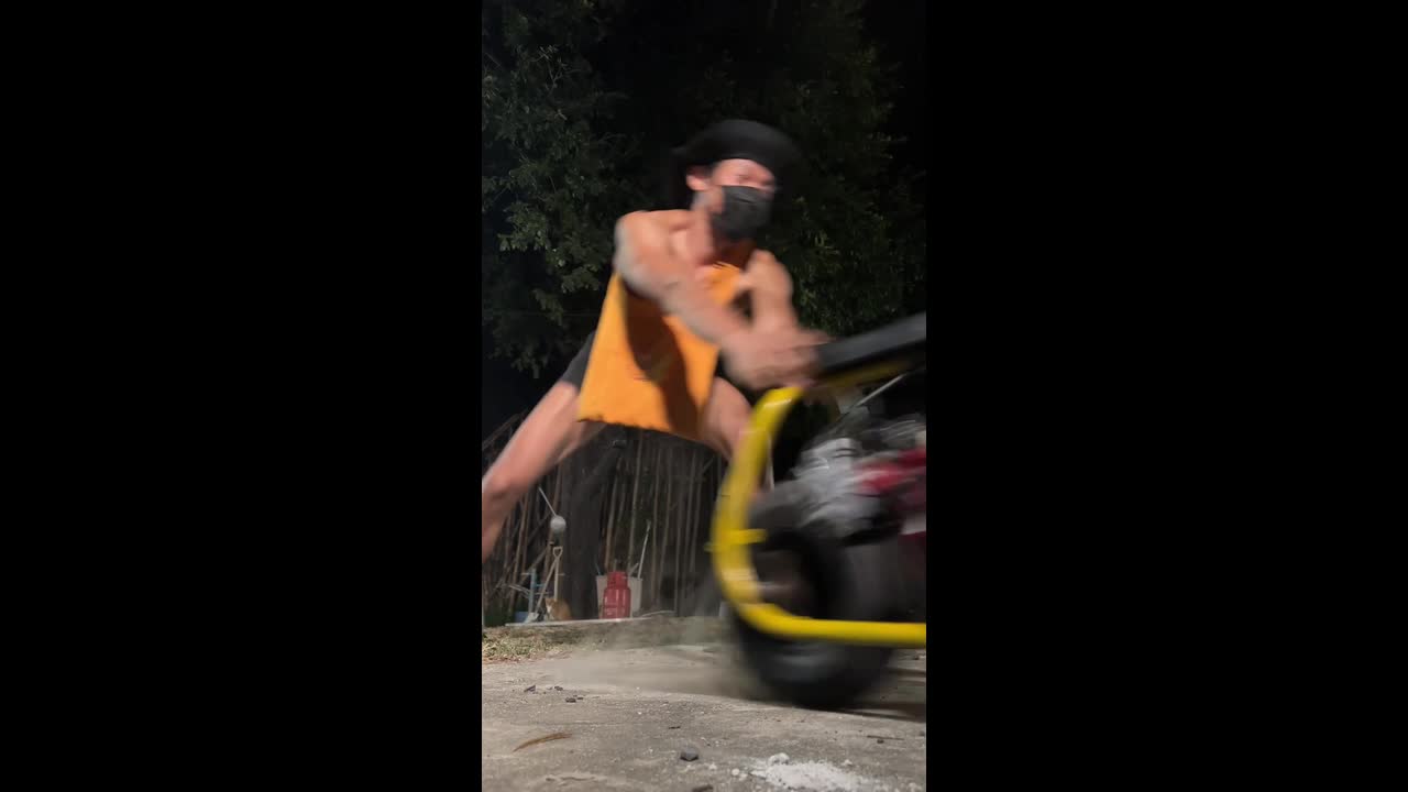 Modified motorcycle accelerates uncontrollably during test drive