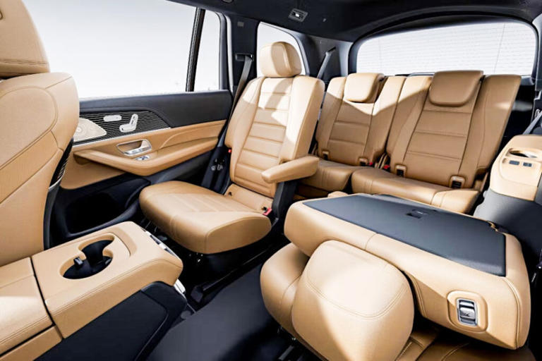 2,300만원 파격 할인! 벤츠가 작정하고 이 SUV 가격 내린 이유